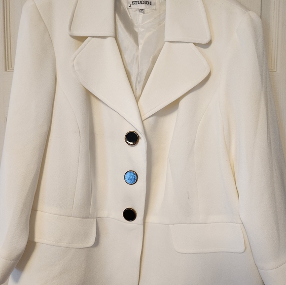 Studio I | Jackets & Coats | Womens White Blazer Euc | Poshmark